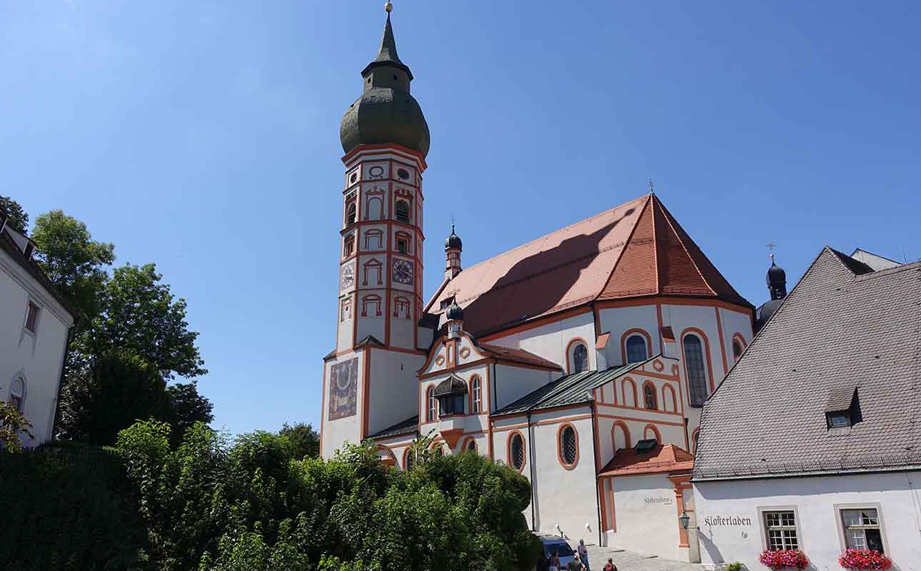 Wallfahrtskirche Kloster Andechs – auf dem höchsten Punkt des Heiligen Berges - Fuenfseenland ...